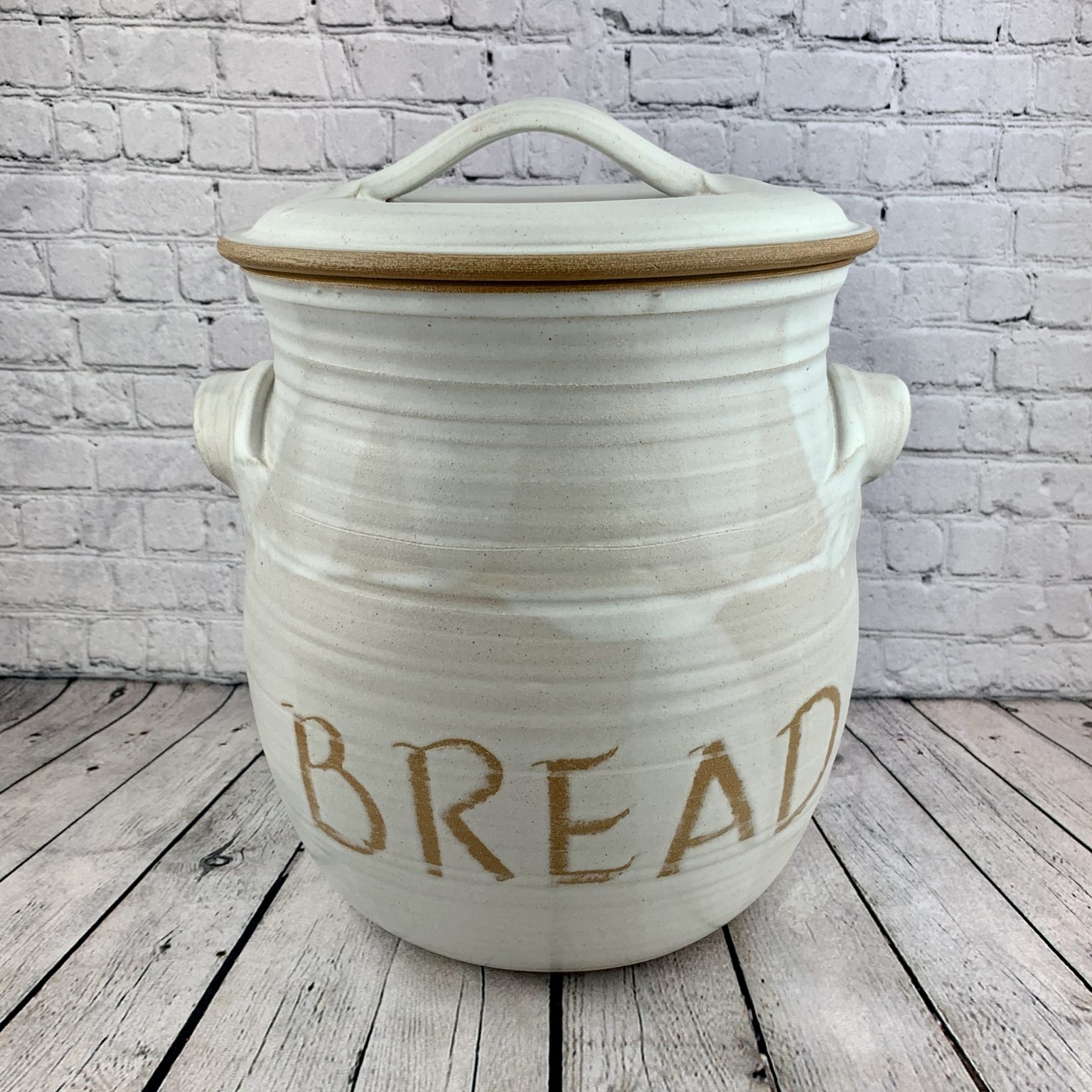 Wide Bread Bin Canterbury Pottery Wide Bread Bin Canterbury Pottery