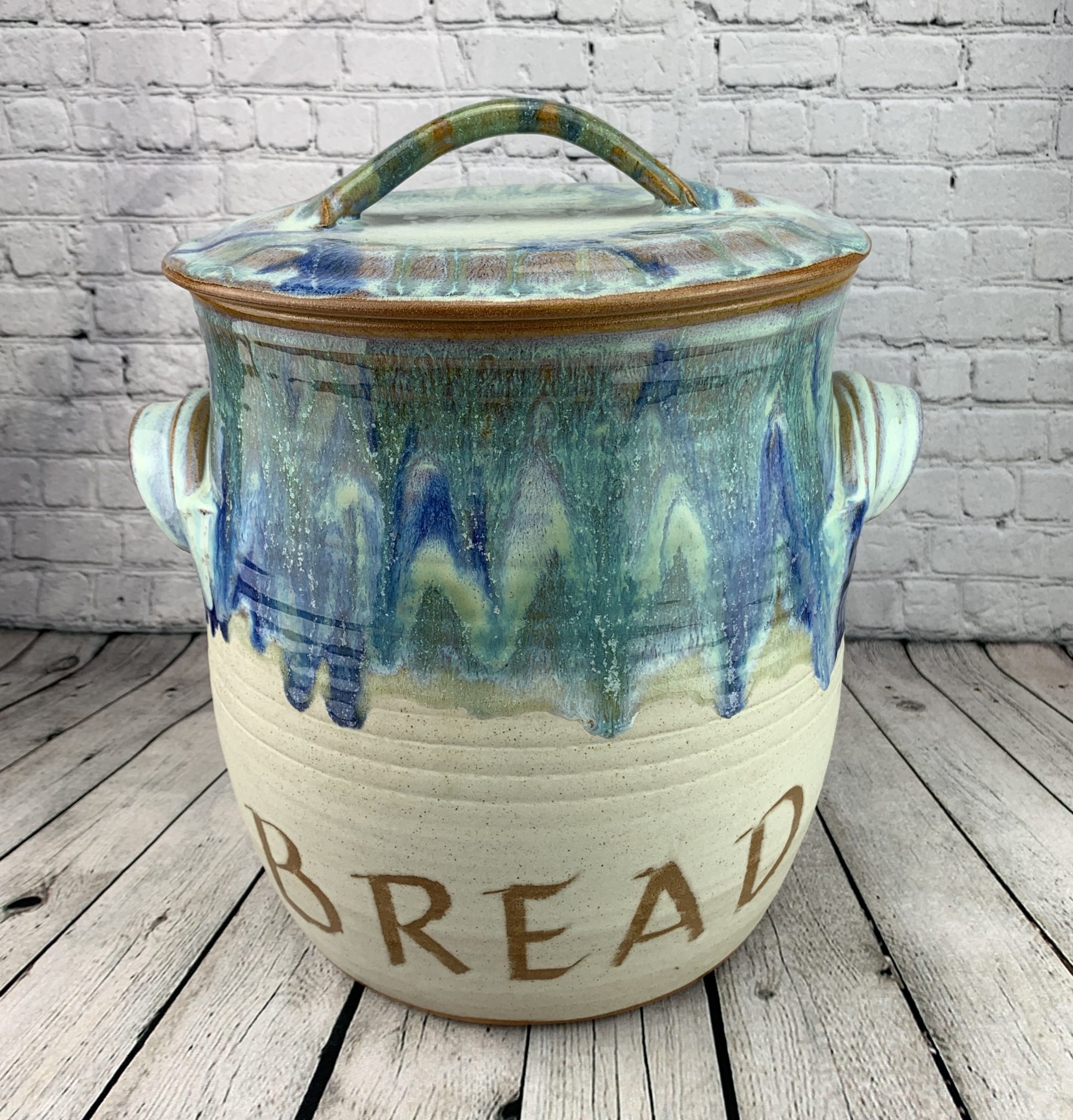 Wide Bread Bin Canterbury Pottery Wide Bread Bin Canterbury Pottery