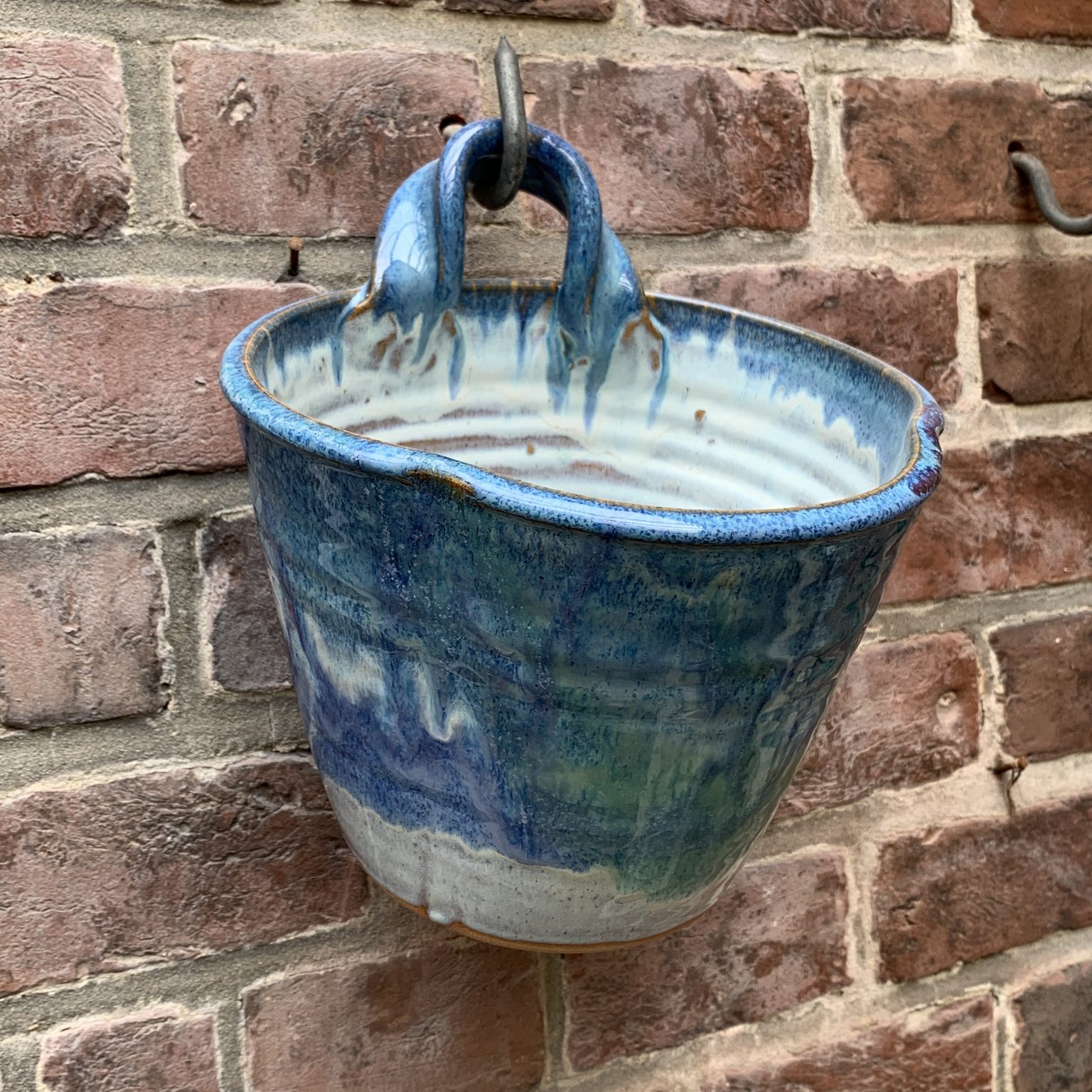 Large Hanging Plant Pot Holder | Canterbury Pottery